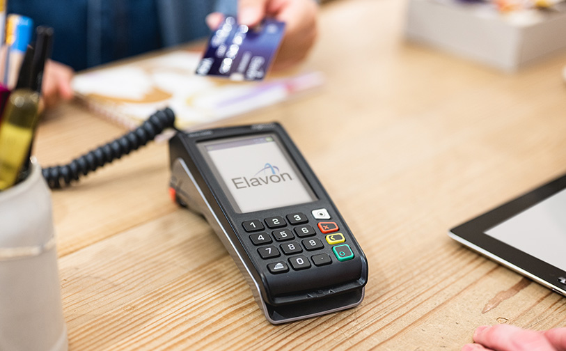 Tetra Desk 5000 - Face to Face - Elavon IE